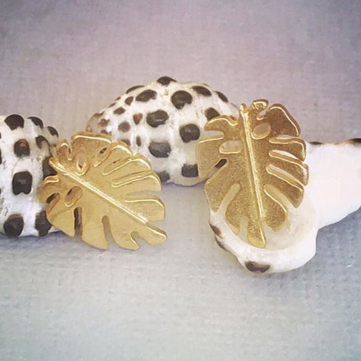 mini monstera studs